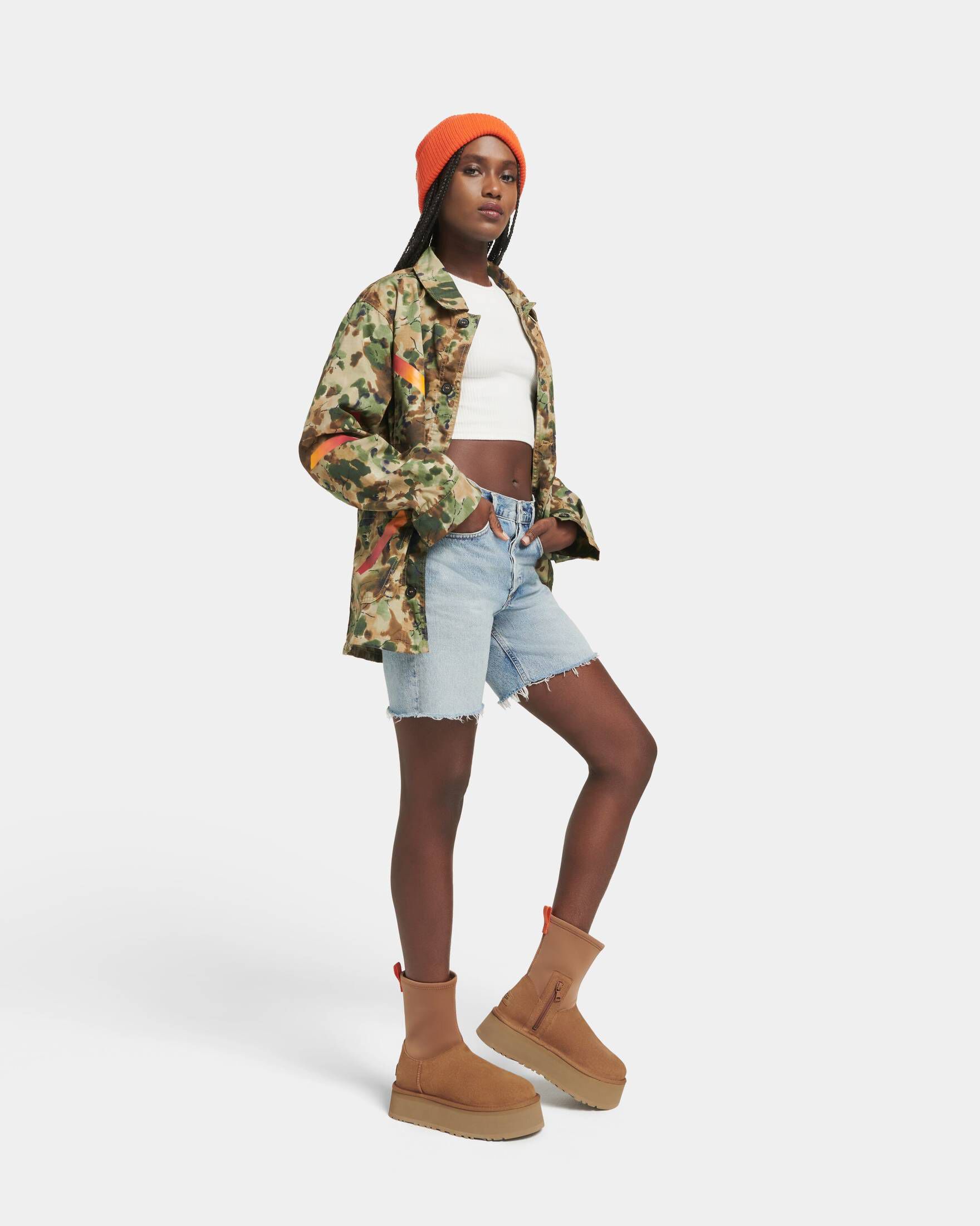 UGG Damen Boots CLASSIC DIPPER in beige kaufen | engelhorn