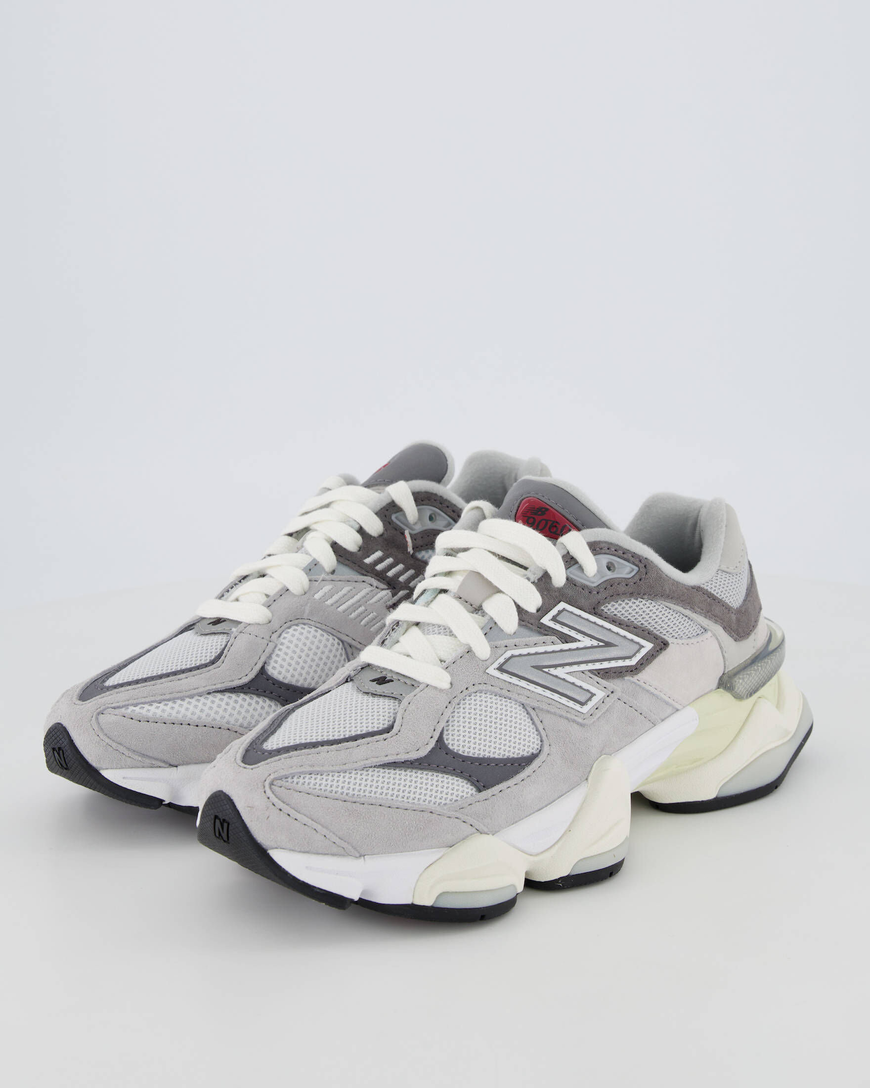 New Balance Sneaker 9060 9X in grau kaufen | engelhorn