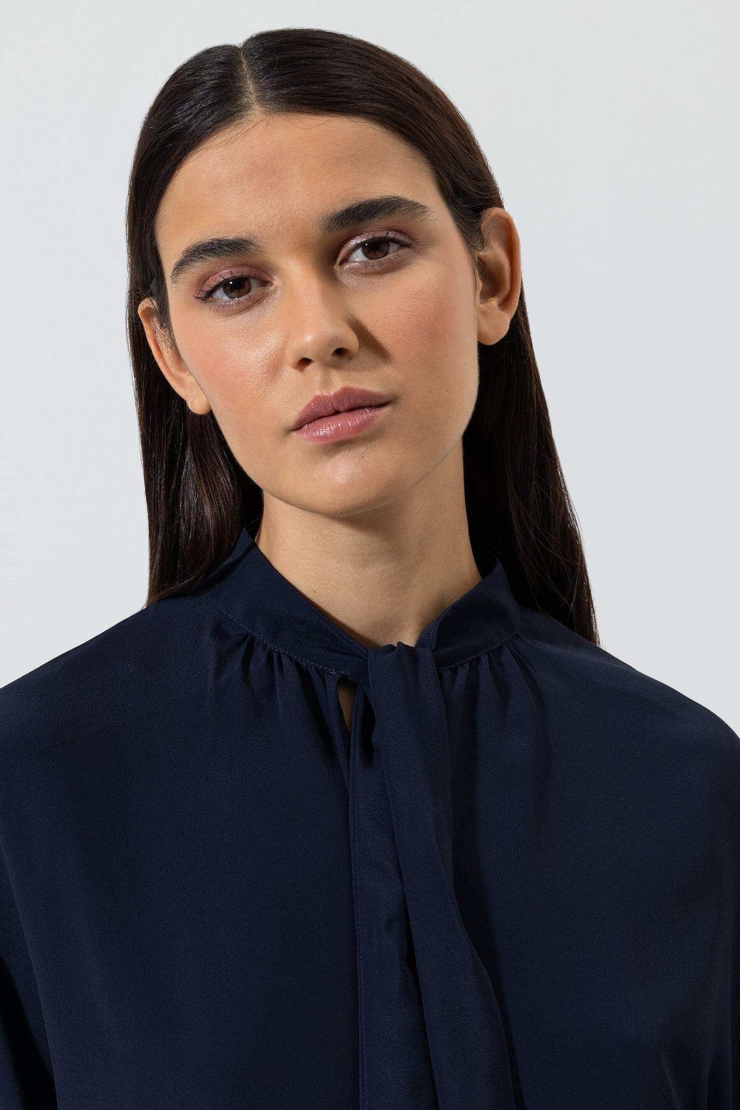 Damen Schluppenbluse mit Seide