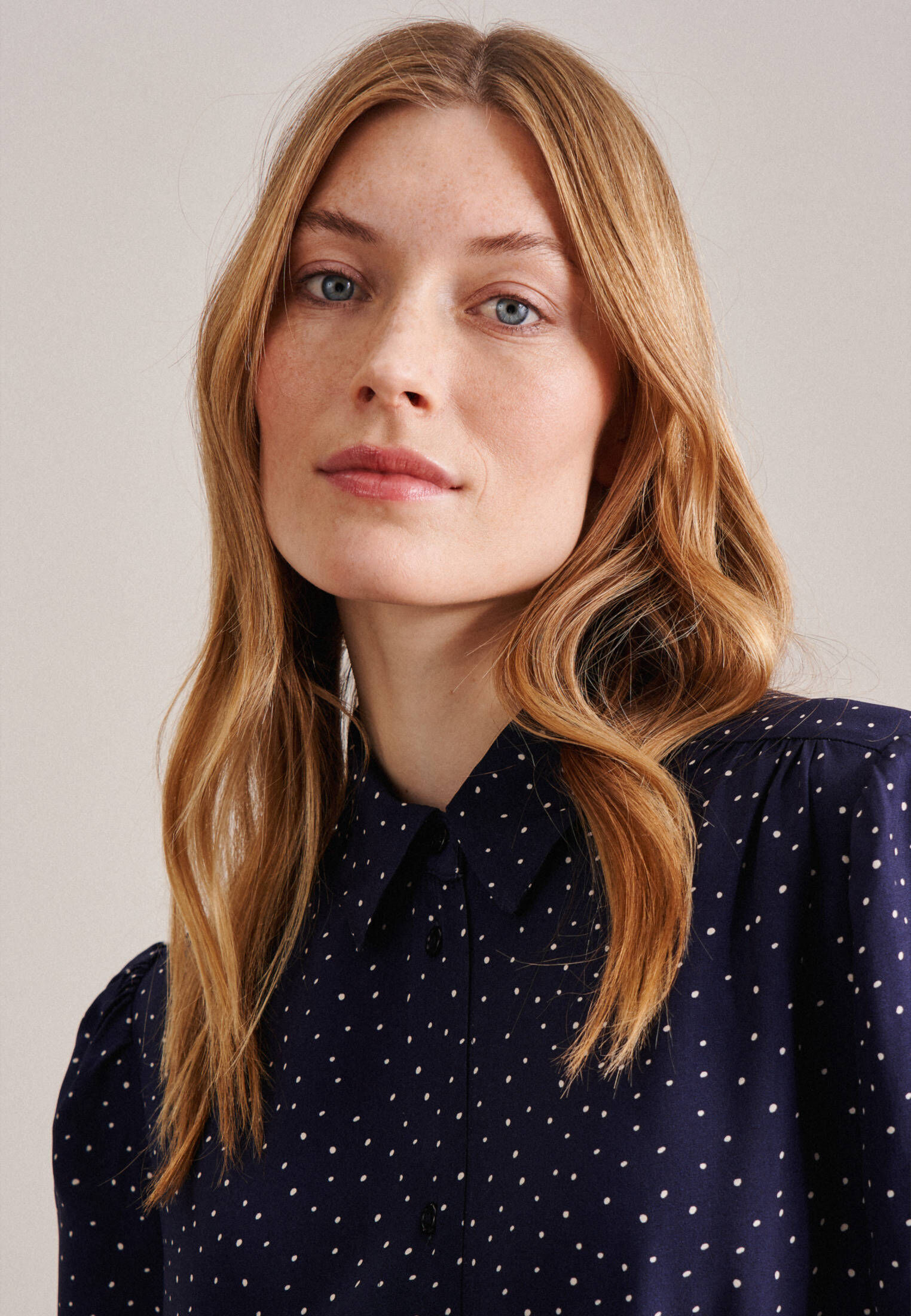 Damen Kleid Schwarze Rose