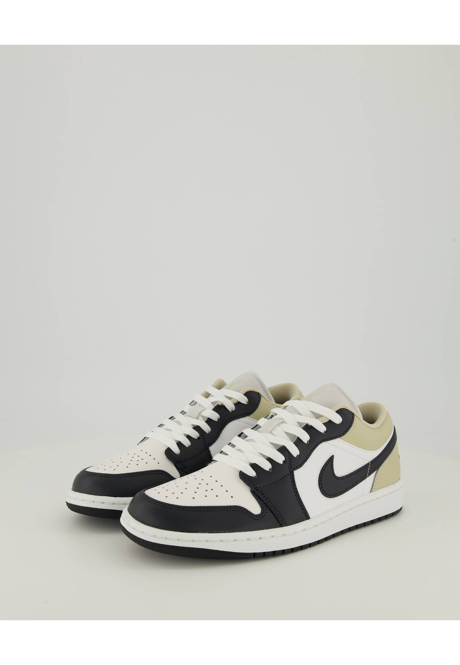 Jordan Herren Sneaker AIR JORDAN 1 LOW in weiß kaufen | engelhorn