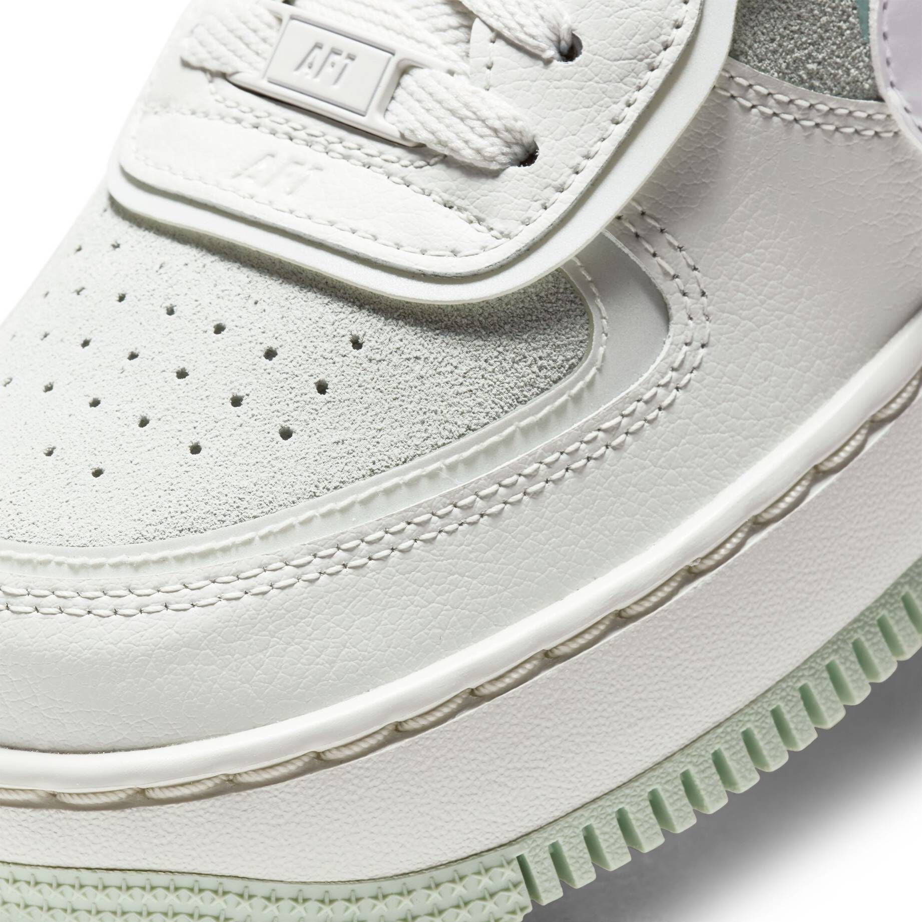 Wunderbar Air Force 1 Shadow Damen Bilder