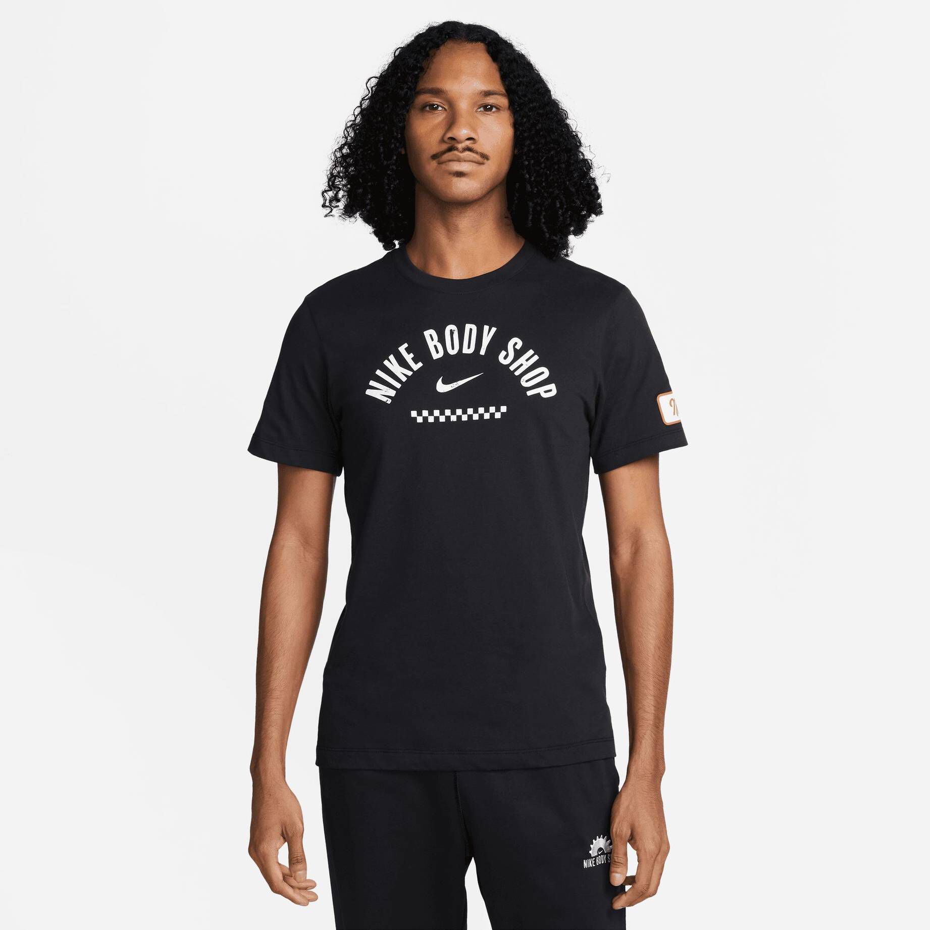 Herren T-Shirt NIKE BODY SHOP