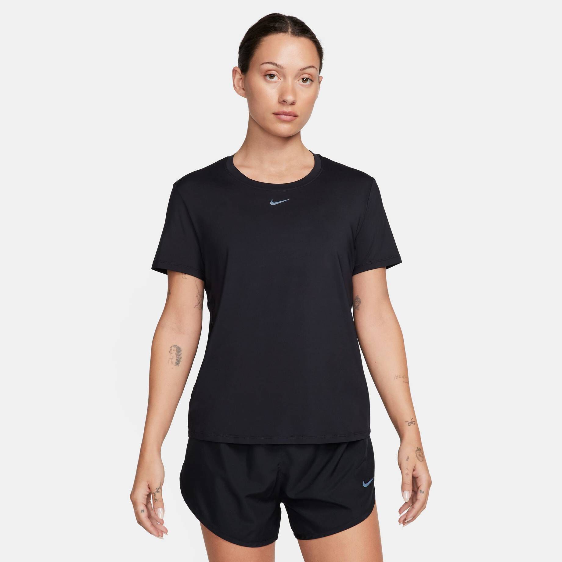 Nike Damen Sportshirt NIKE ONE CLASSIC DRI-FIT in schwarz kaufen ...