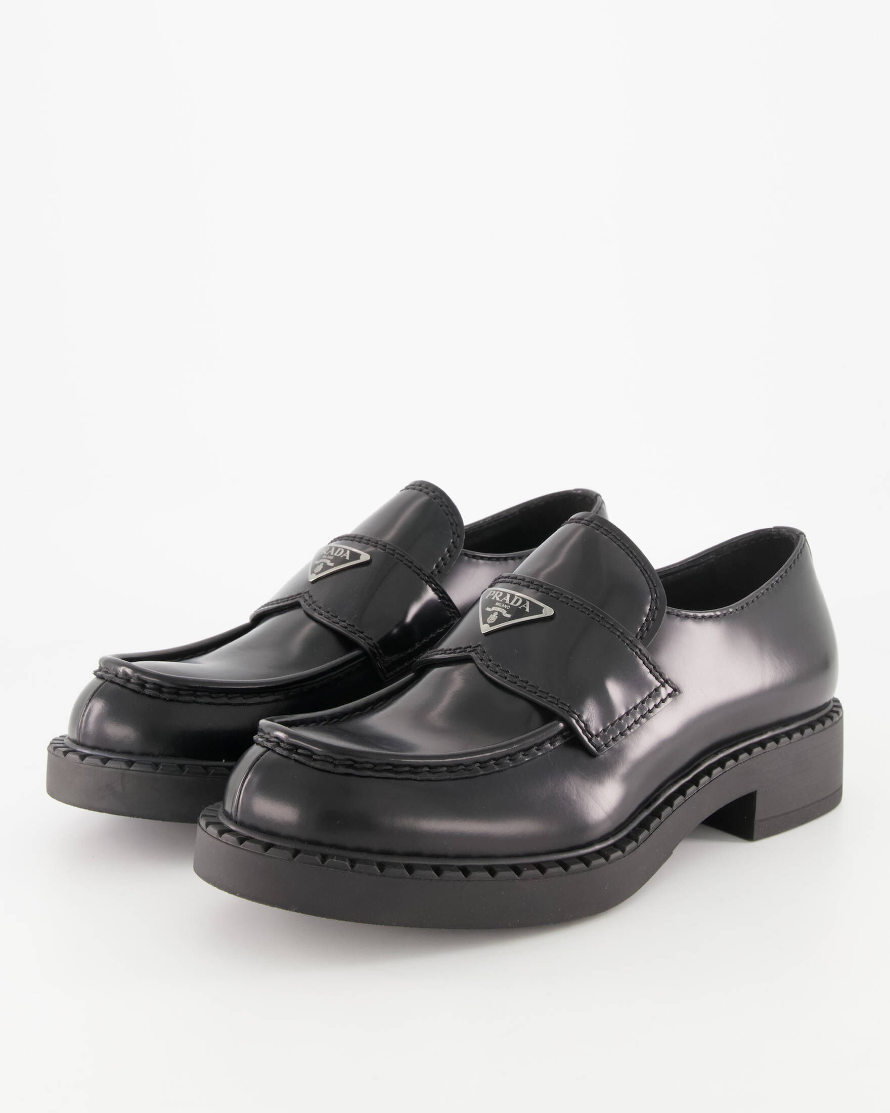 Elegantes Prada Schuhe Mann Bild