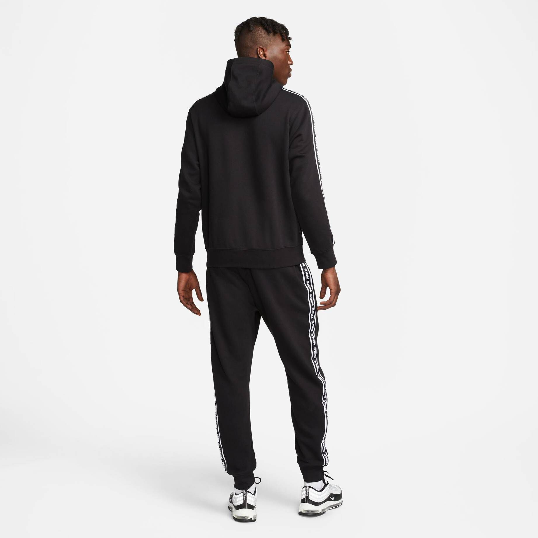 Nike Sportswear Herren Jogginganzug CLUB FLEECE in schwarz kaufen ...