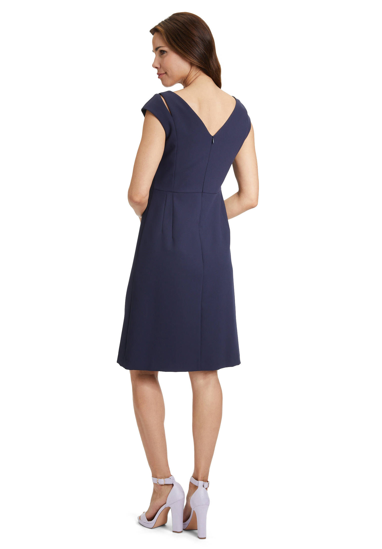 Verwunderlich Kleid Glockenform Und Bewertungbrend10124