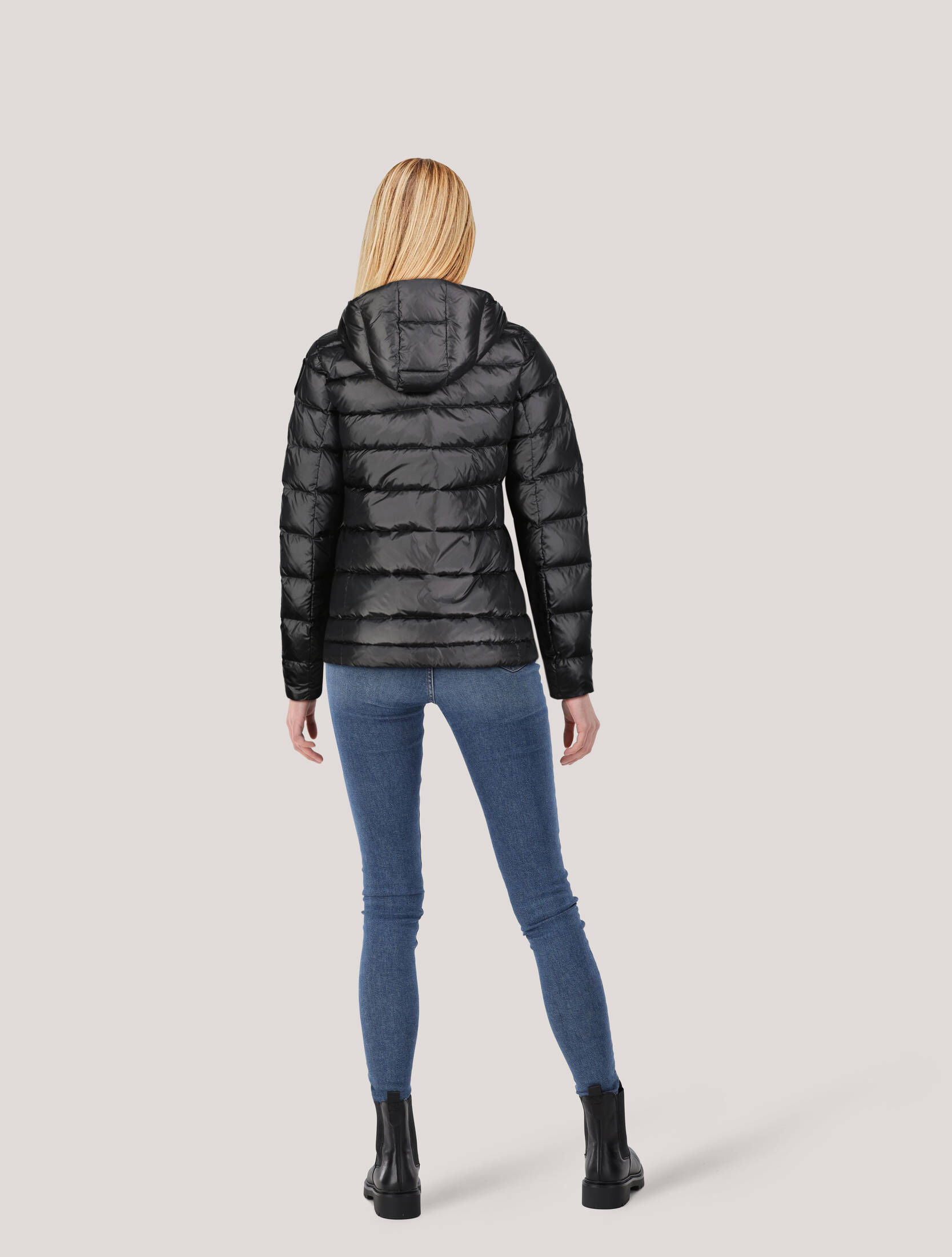 Blauer Damen Daunenjacke mit Kapuze CHARME Regular Fit in schwarz ...