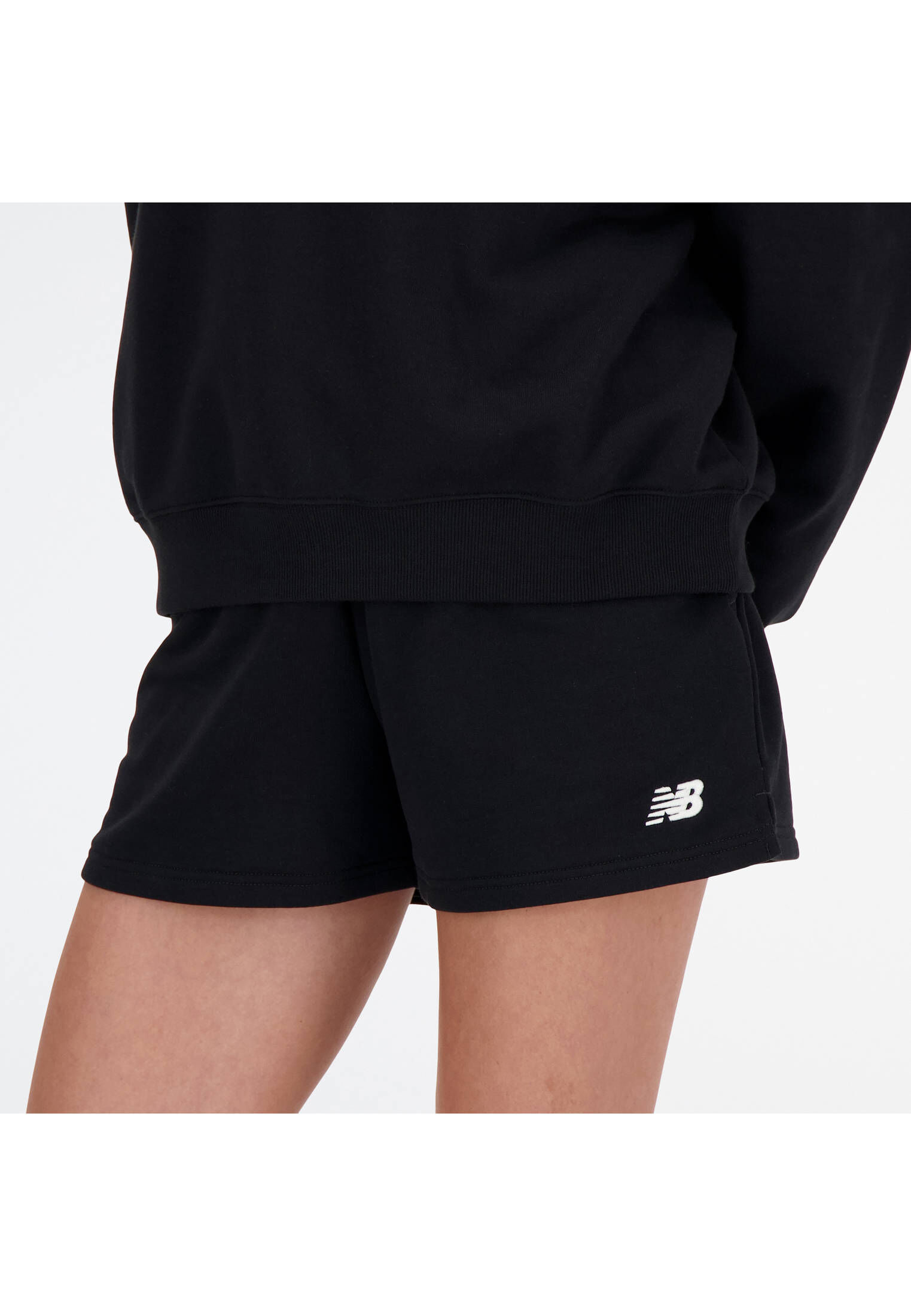 New Balance Damen Shorts French Terry in schwarz kaufen | engelhorn