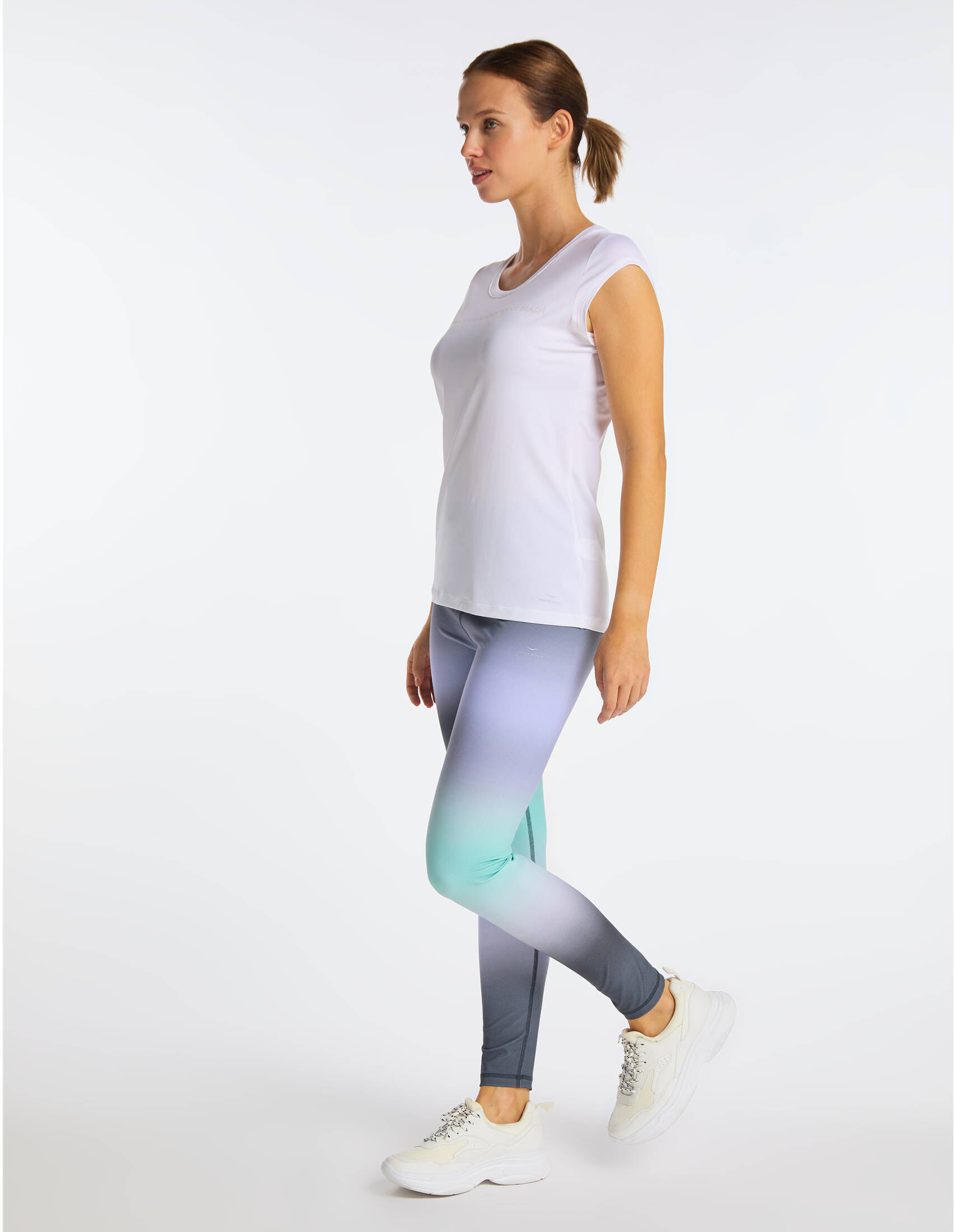 Venice Beach Damen Sportshirt RUTHIE in weiß kaufen | engelhorn