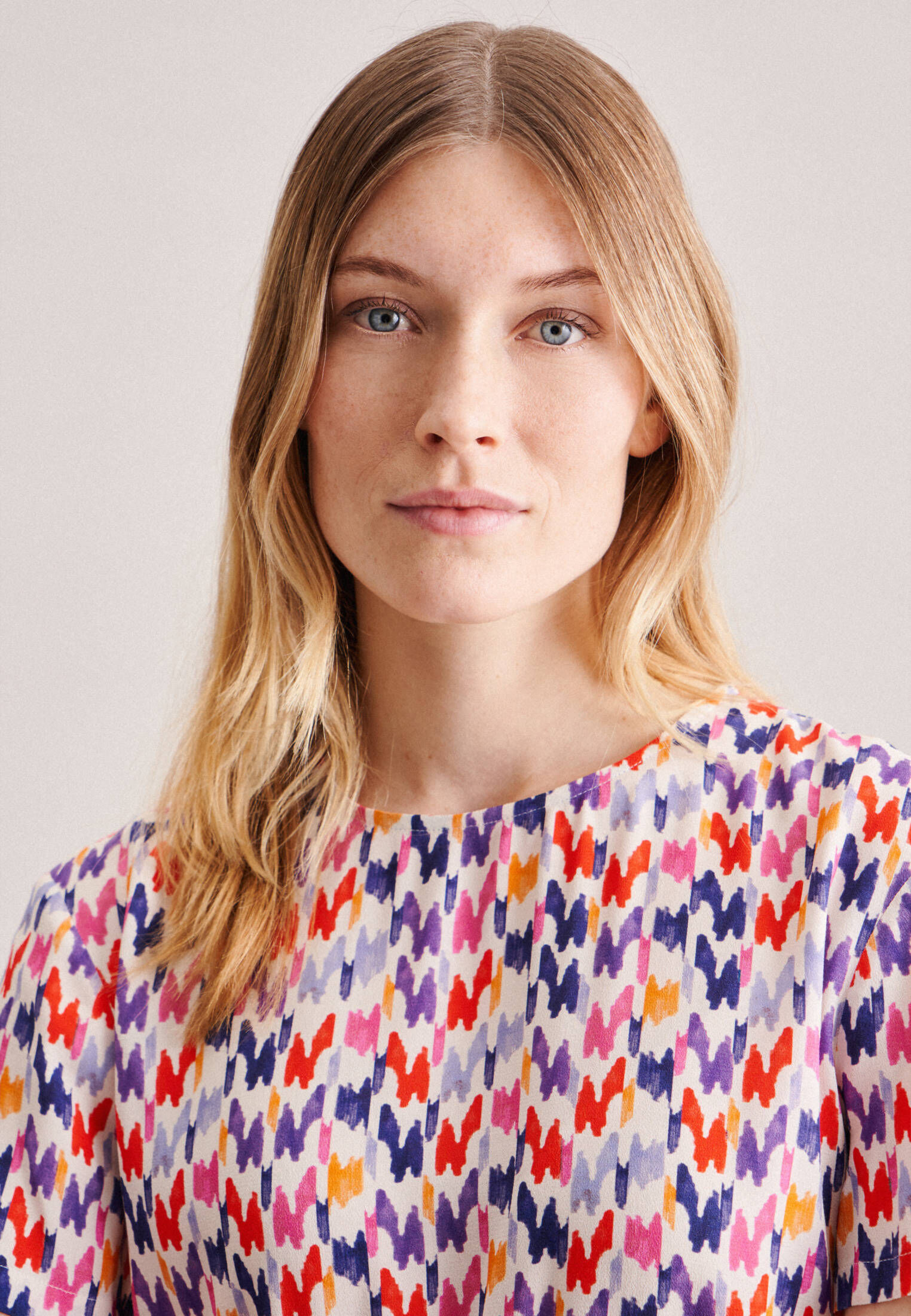 Damen Kleid Schwarze Rose