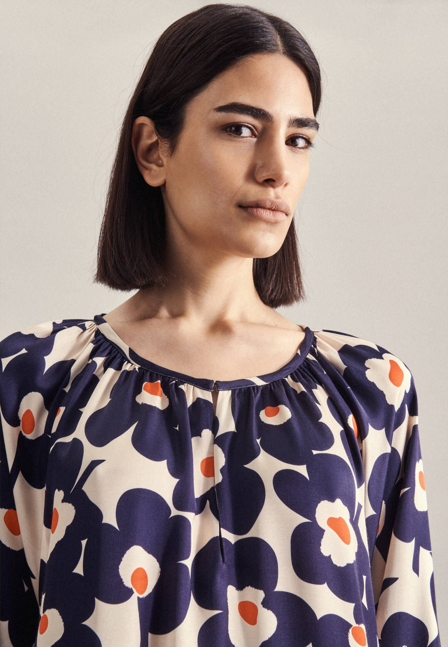 Damen Kleid Schwarze Rose