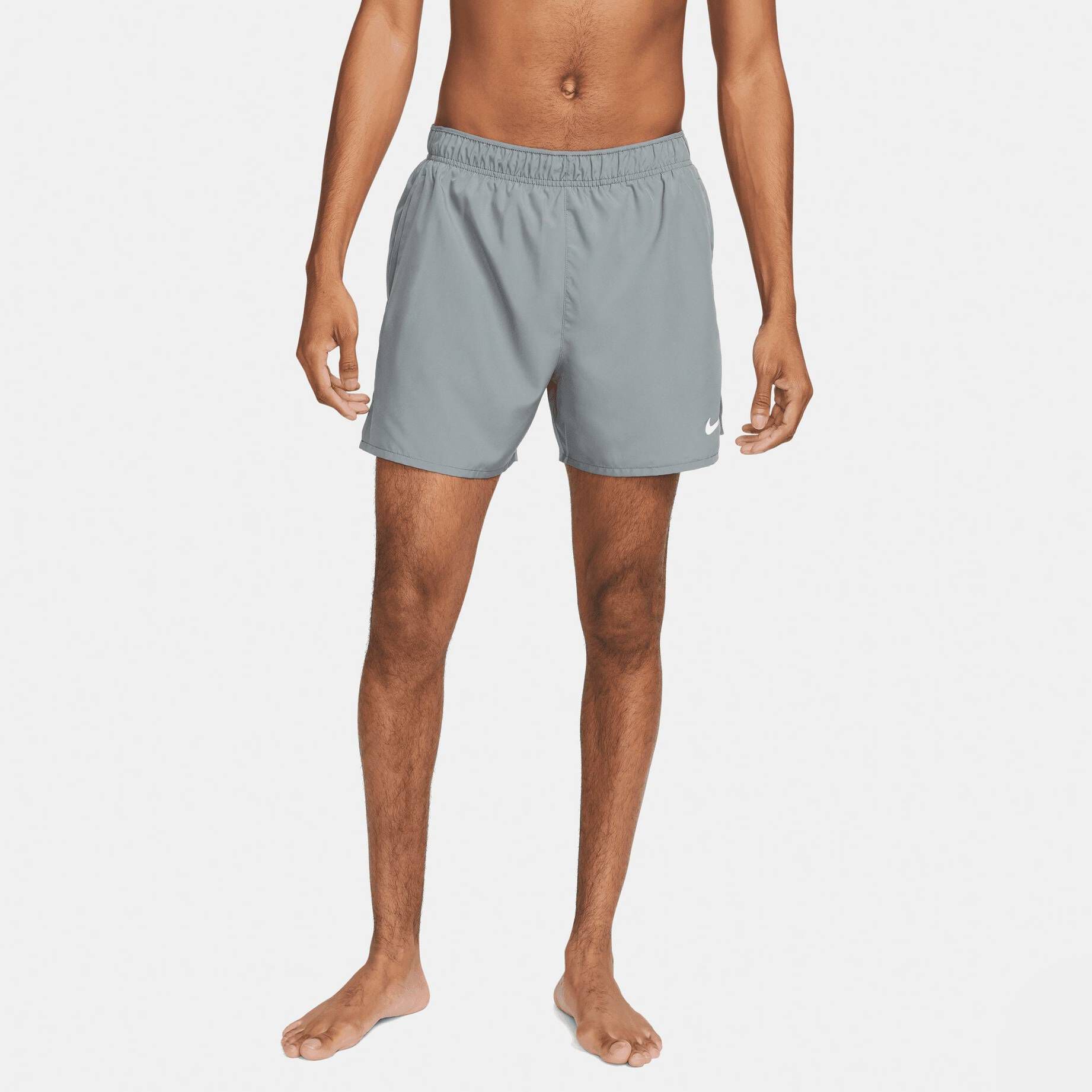 Nike Herren Sportshorts DRI-FIT CHALLENGER 5'' in grau kaufen | engelhorn